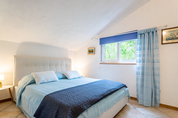 Seaview Apartments Prvan by the sea with a view, Komiža, island of Vis